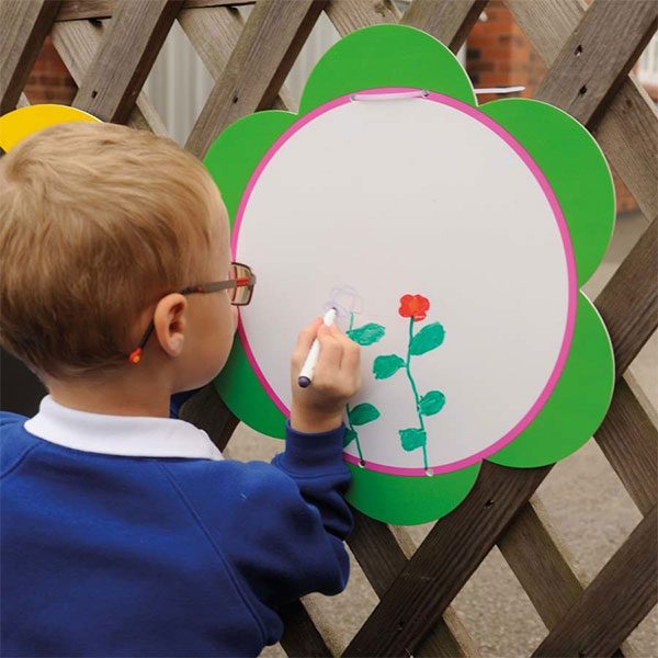 Outdoor Whiteboard Mark Making Daisies 4pk - IMS Ltd